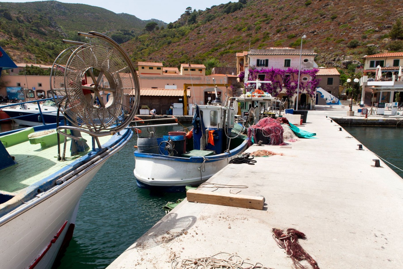 Capraia: Come Arrivare, Cosa Vedere e Muoversi sull'Isola